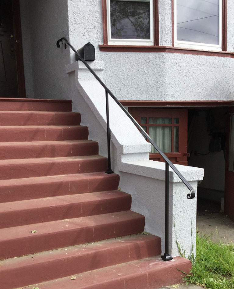 Staircase Railing - Transfer Pole